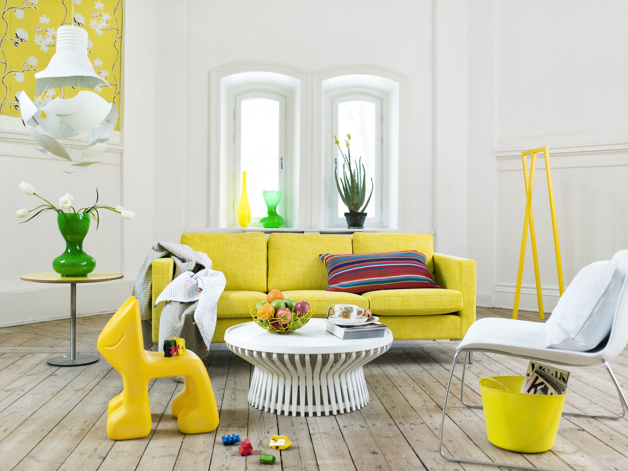 20 Ways To Add Color To Your Home Without Painting | Foyr