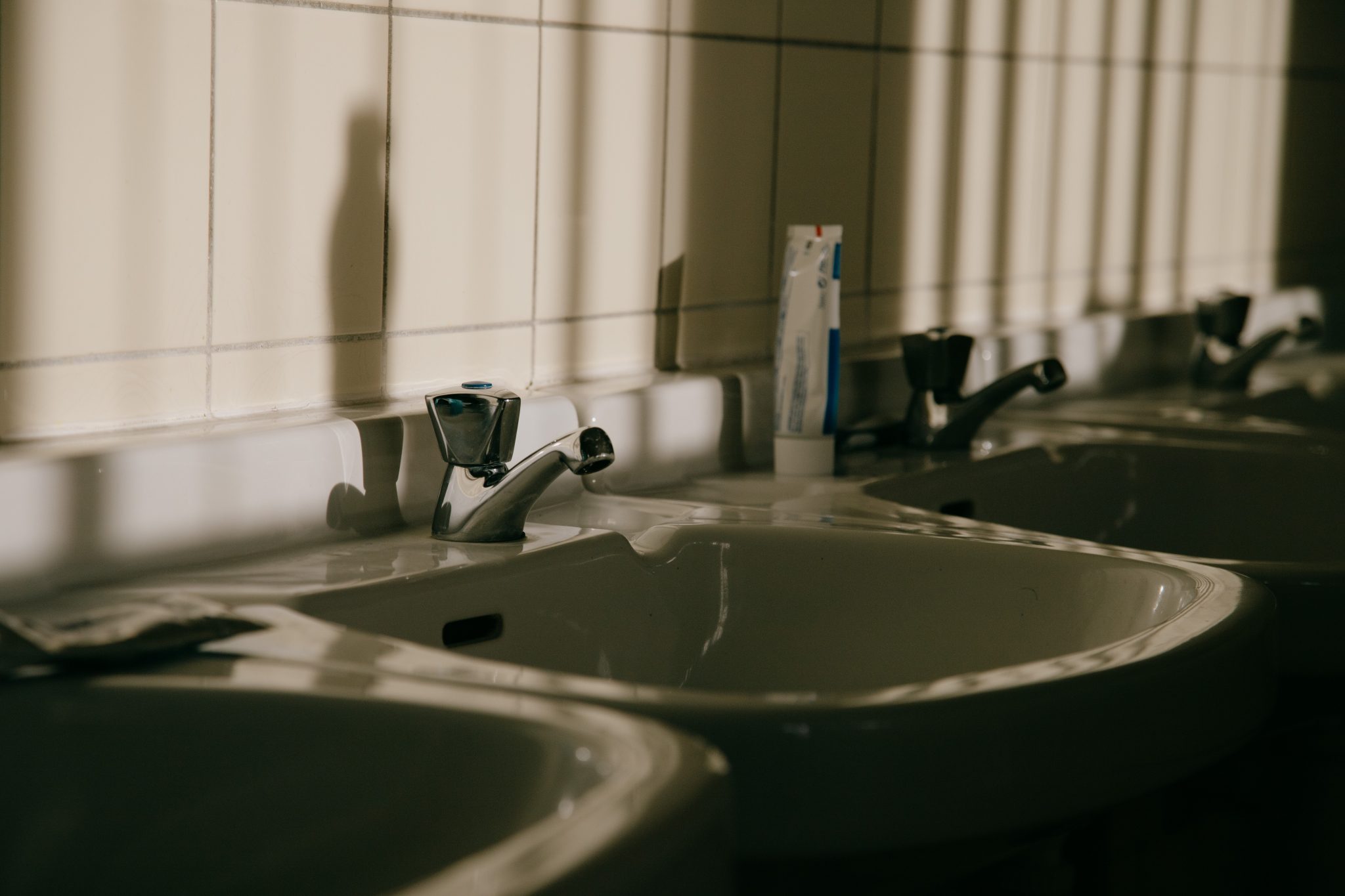 15 Common Bathroom Design Mistakes To Avoid | Foyr