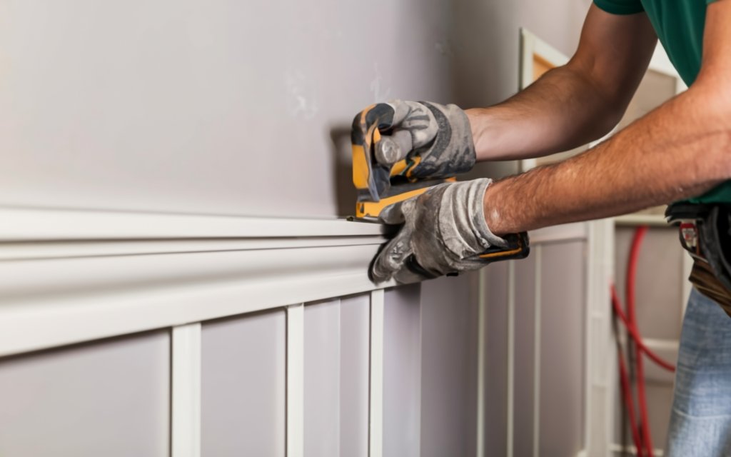 Step-By-Step Guide to Wainscoting Your Interiors - Foyr
