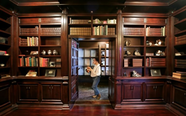 27 Hidden Door Ideas to Build a Secret Room - Foyr